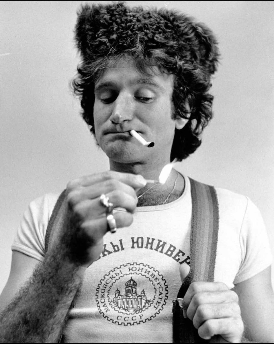 SMOKING ROBIN POSTER – PosterFi