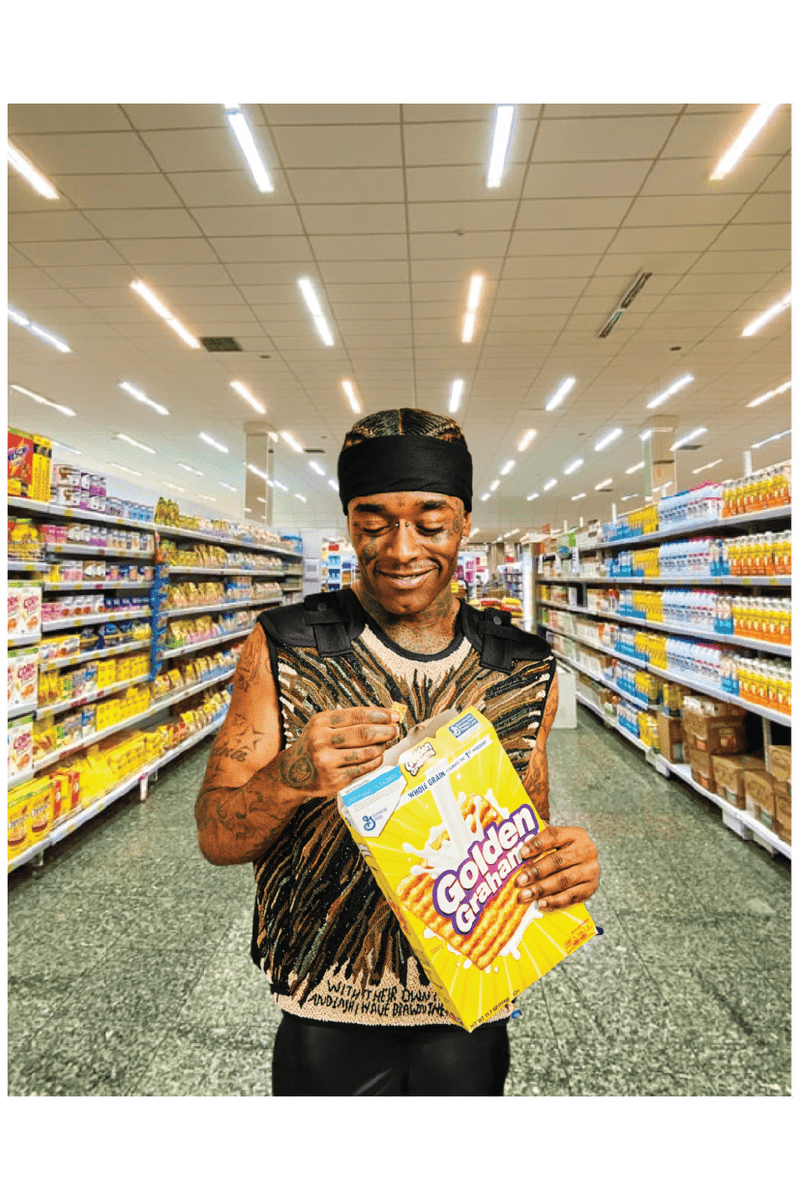 GOLDEN UZI POSTER – PosterFi